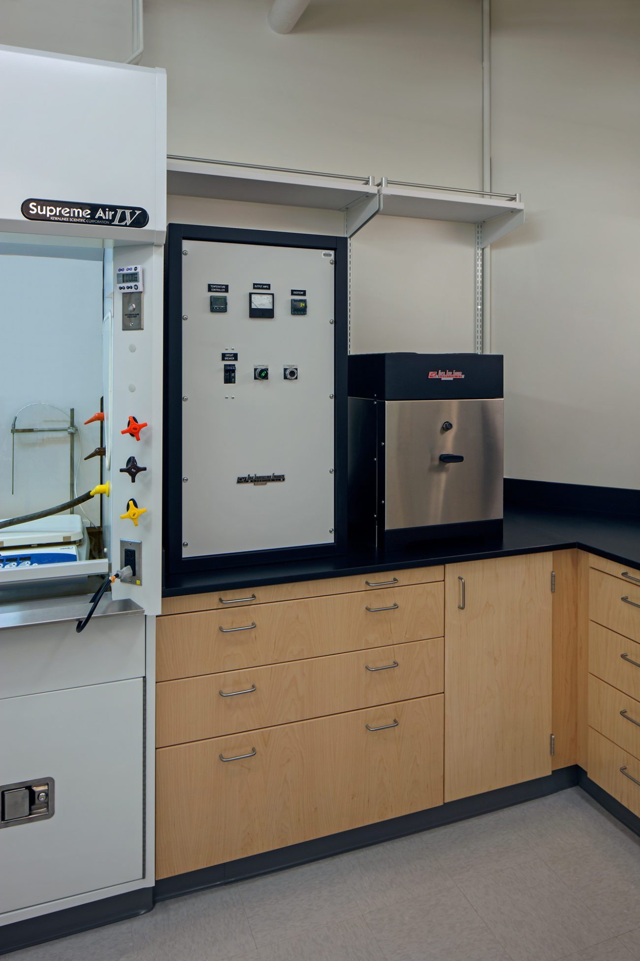 Caltech Faber Lab & Office - Projects - MATT Construction