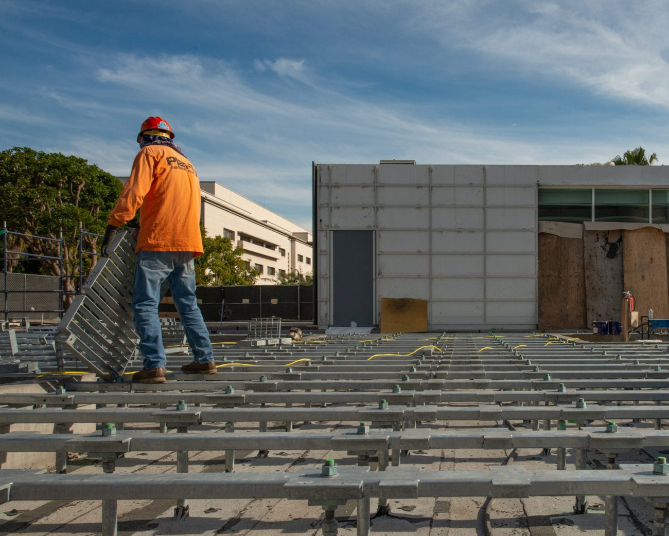 Pioneering Raised Floor System Lifts The Music Center Plaza To New ...