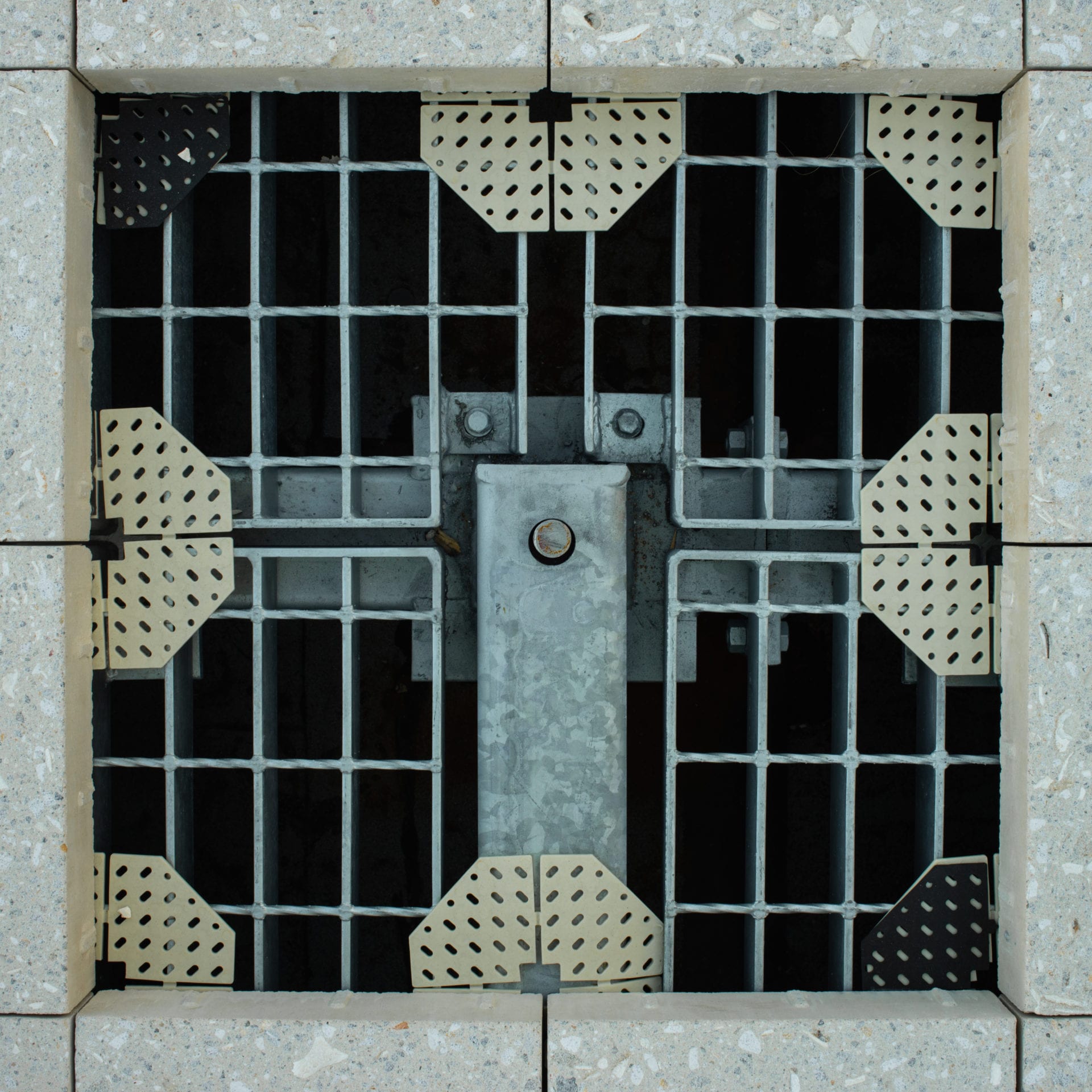 Pioneering Raised Floor System Lifts The Music Center Plaza To New ...