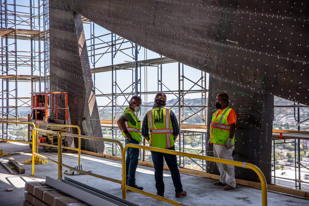 LA's First Exoskeleton Building Officially Stands On Its Own - Blog ...