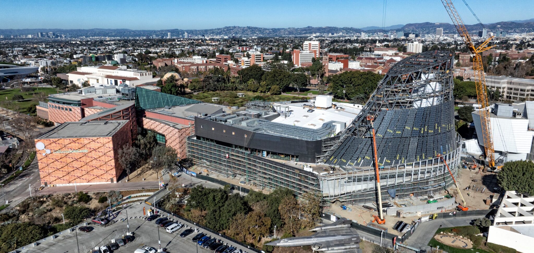 California Science Center's Samuel Oschin Air and Space Center ...