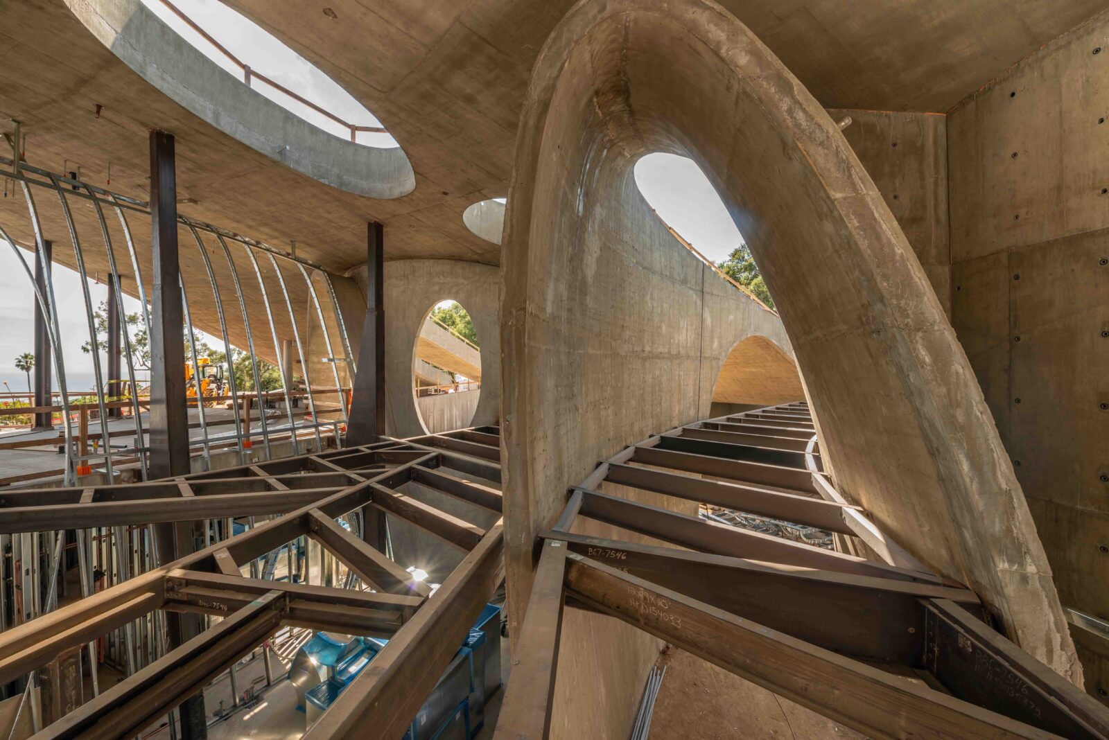 Groundbreaking at California Science Center's Samuel Oschin Air and ...
